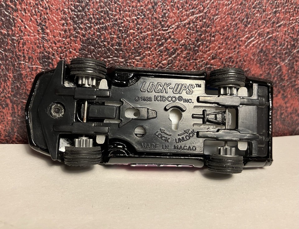 Kidco Lock-Ups 1:64 C4 Chevy Corvette w/ Key Black Loose Vintage 1980s ...