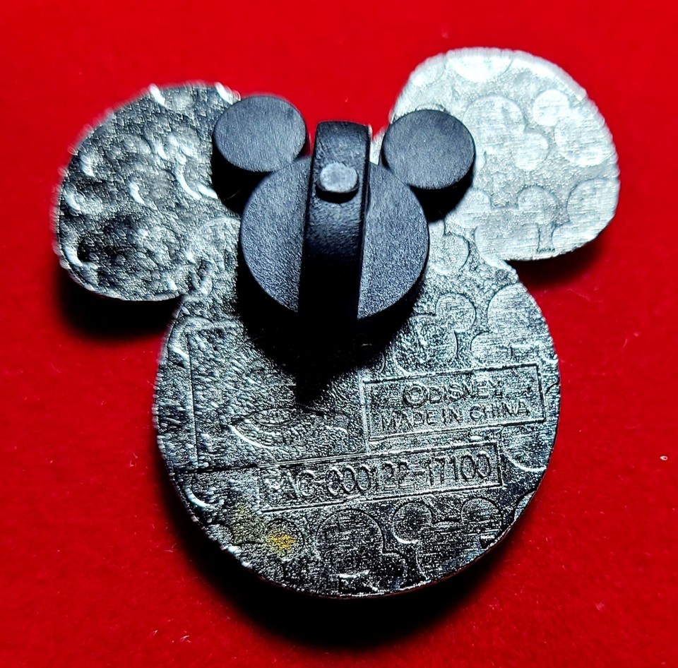 Disney Trading Pin, Emoji Blitz, Minnie, Scared/ Surprised, 2017 69A | eBay