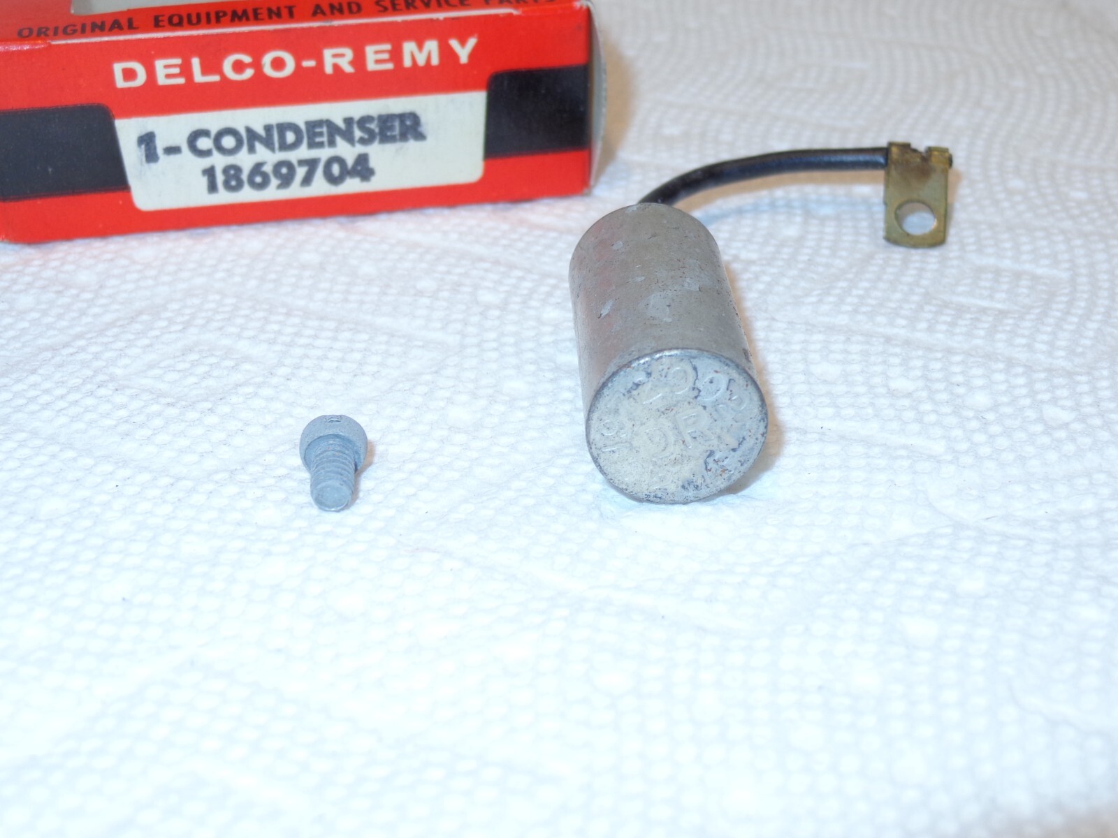 ( 1 ) ..‘NOS’ Corvette Delco-Remy Condenser ... GM 1869704 Condenser ...