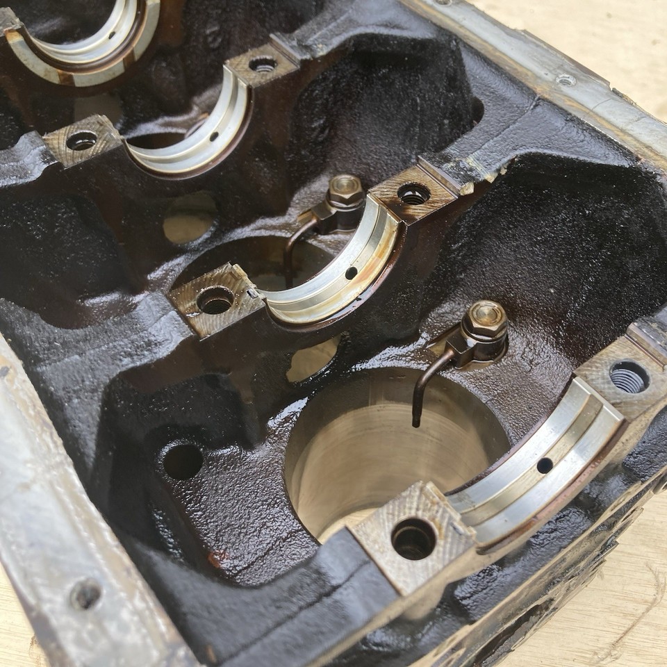 94-00 Mazda Miata 1.8 Engine BP NA8 NB1 Bare Cylinder Block + Main Caps ...