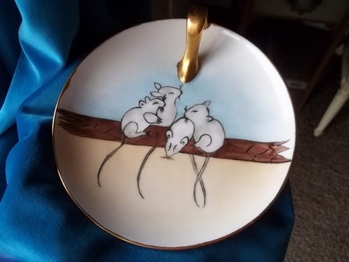 Vtg Austria?BLUE/YELLOW/BROWN/WHITE MICE Candy/Nut DISH Gold Handle 5. ...