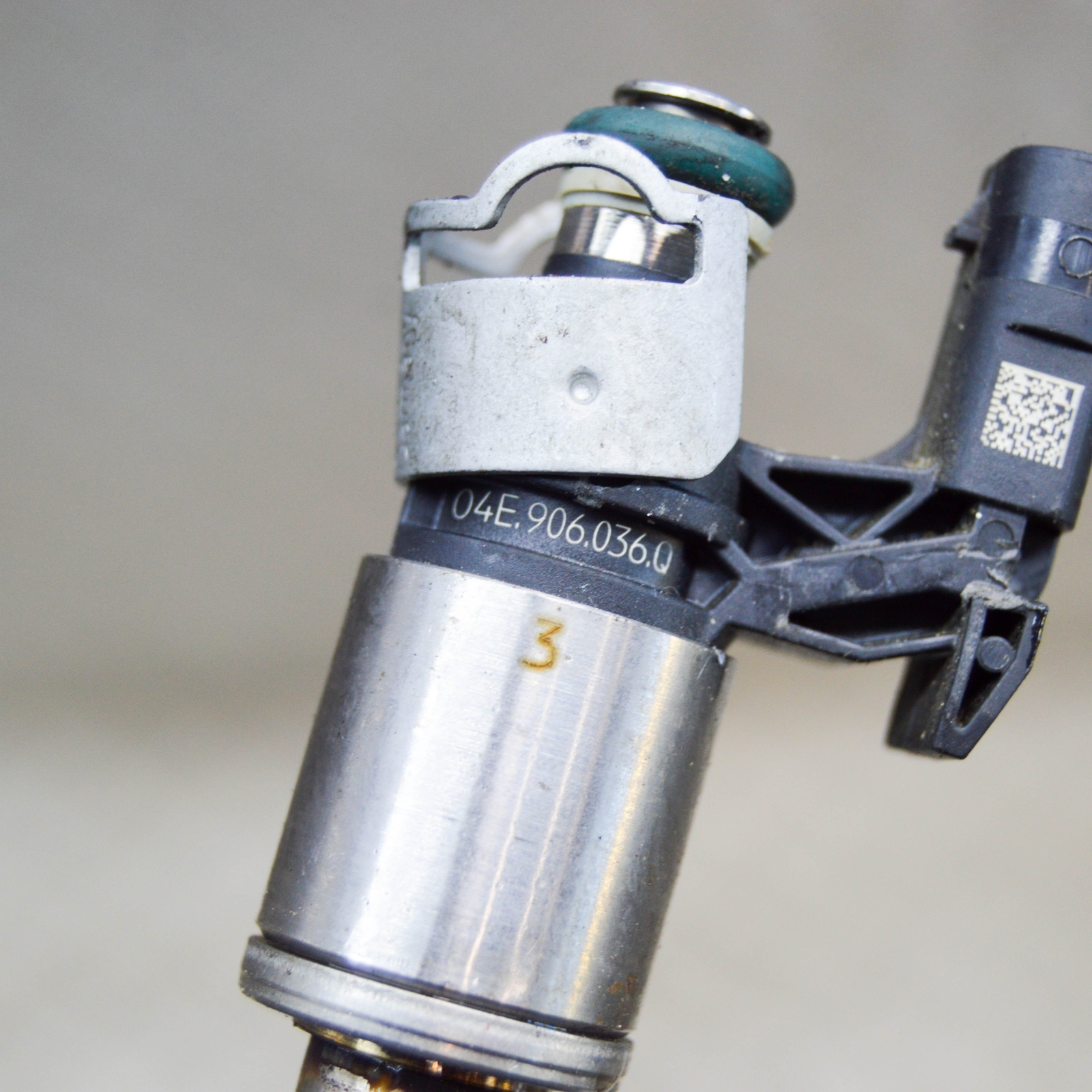 VOLKSWAGEN SCIROCCO MK3 Fuel Injector 0261500354 04E906036Q 1.4TSI 92kw ...