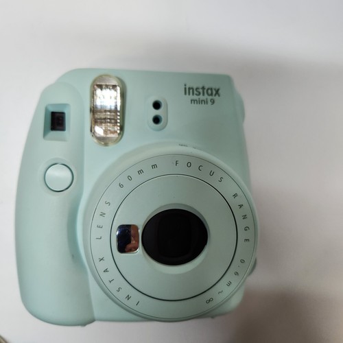 Fujifilm Instax Mini 9 Instant 60 MM Focus Range Camera + film - Mint ...
