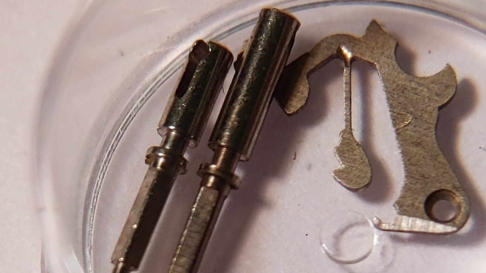 1 LOT of watch parts: setting lever, setting lever spring, Female ...