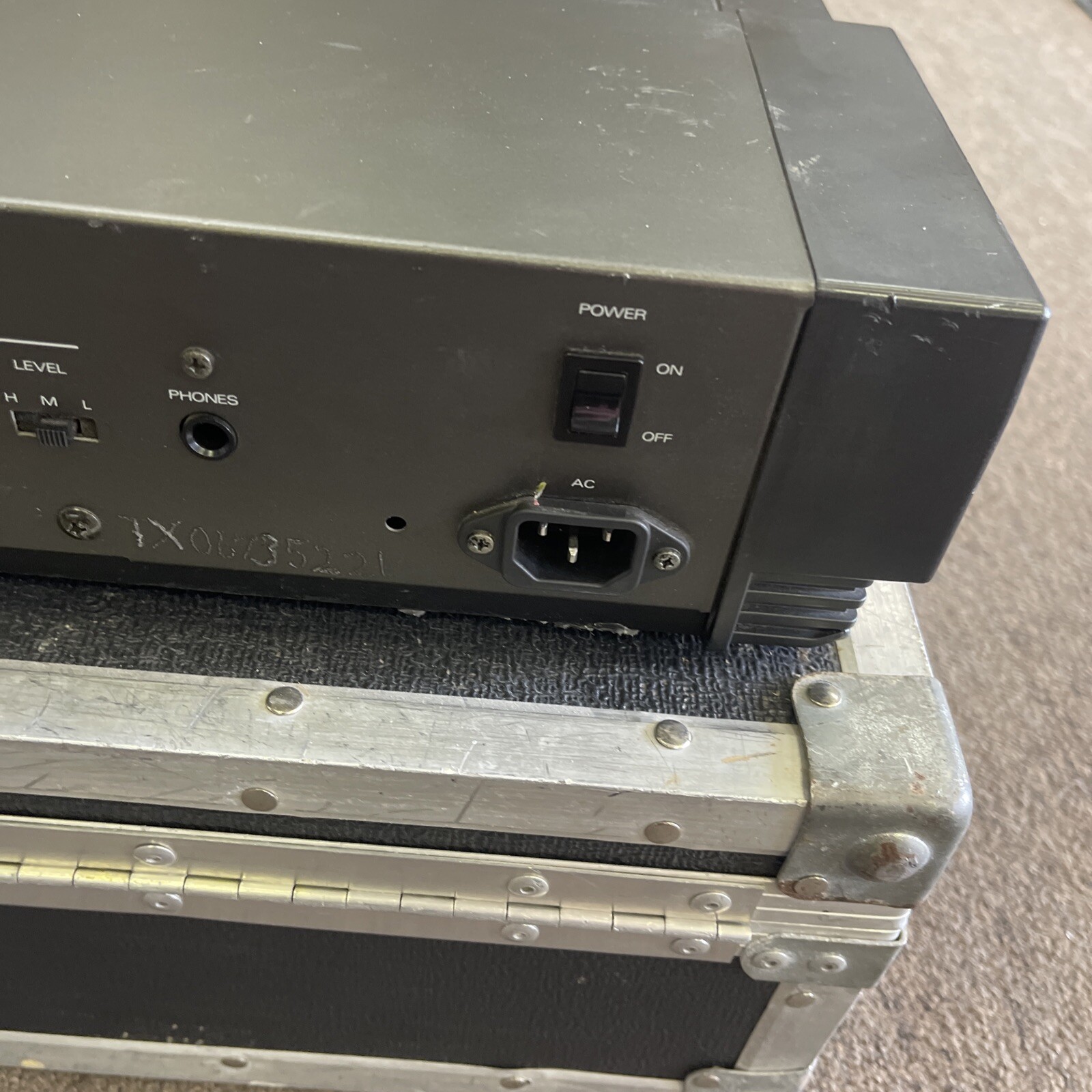 Vintage Roland Rd-200 Digital Stage Piano 76 Key W/ Flight Case Tested ...