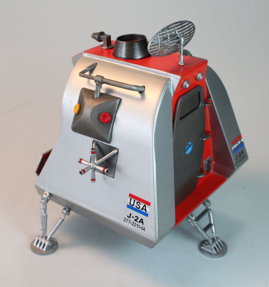 Built model Lost in Space - Space Pod 1/24- preorder | eBay