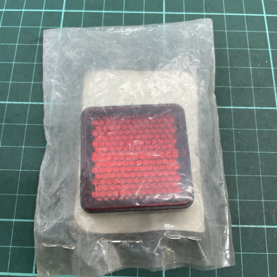 33741-GN2-003 Genuine Honda Reflex Reflector Red Square NSR XLR CA 50 ...