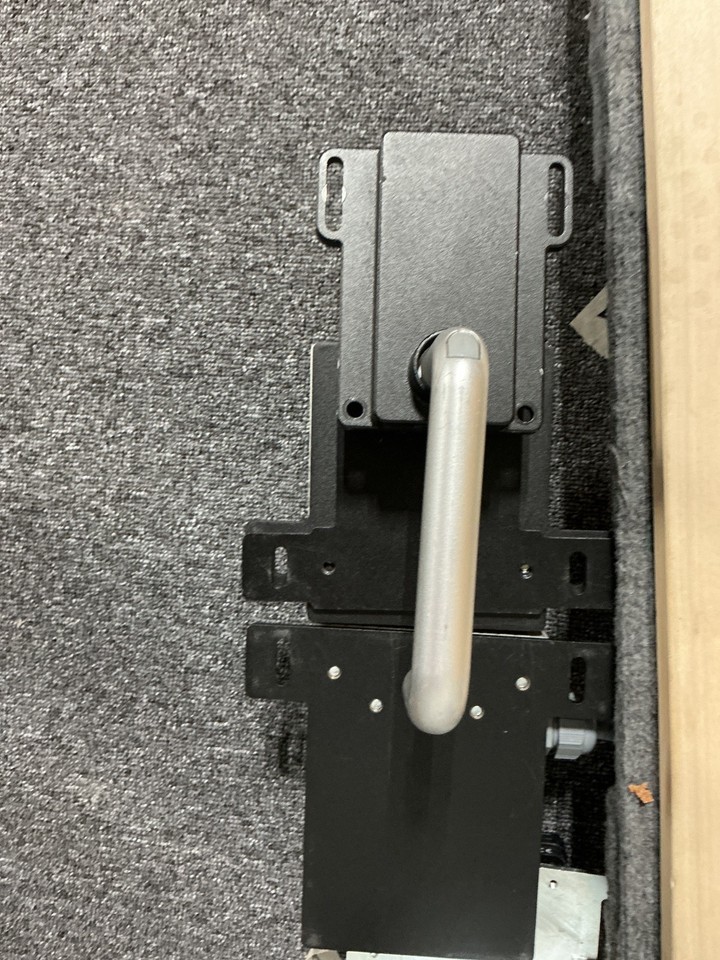 Allen-Bradley Guardmaster Safety Handle & Interlock 442G-MABH-L / 442G ...