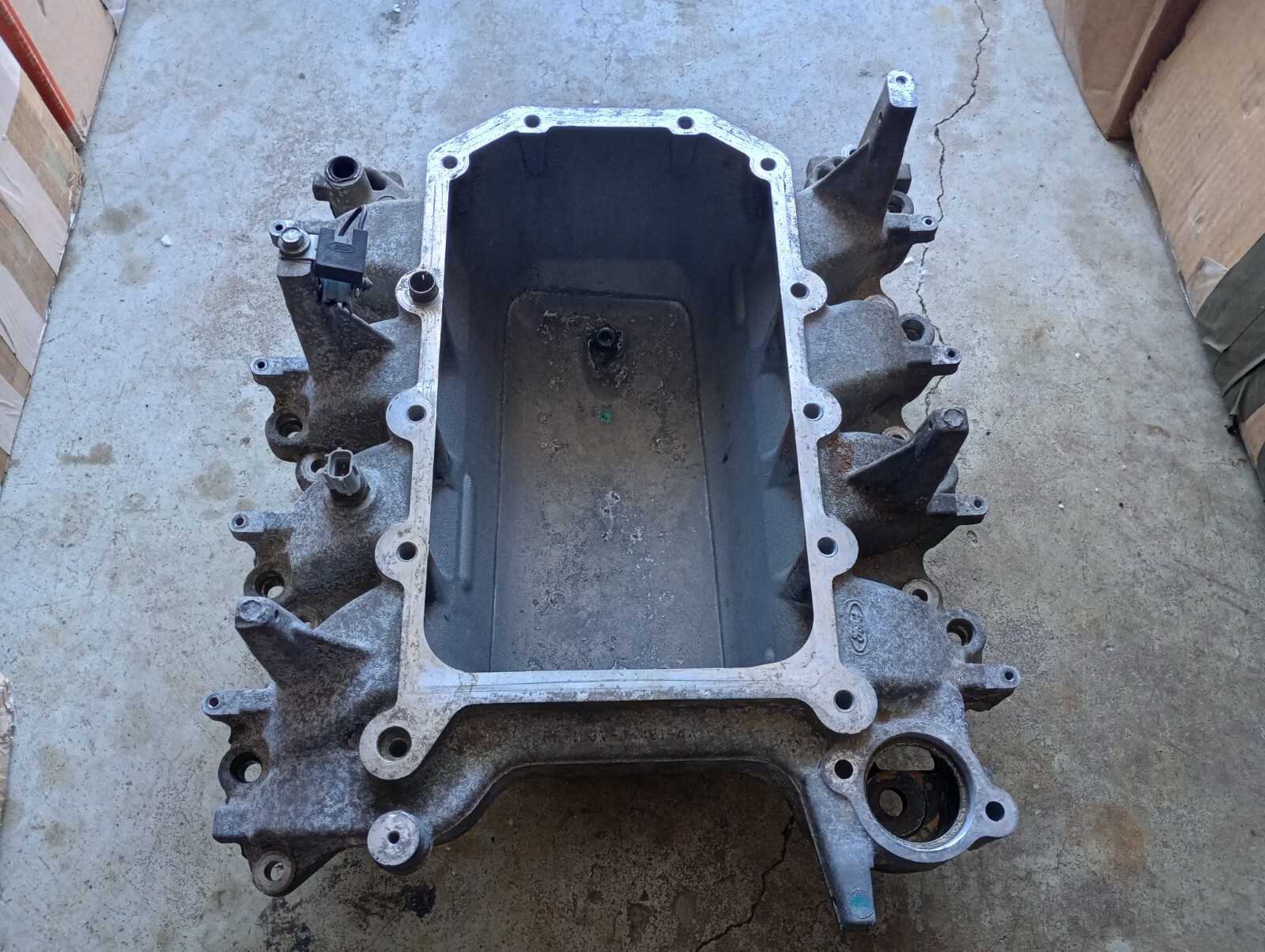 2001-2004 Ford F150 SVT Lightning 5.4 Harley Lower Intake Plenum ...