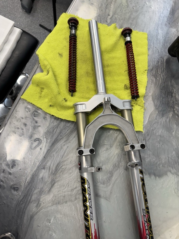 ANSWER MANITOU EFC 4 Fork 1 1/8 in Threadless 9” Steerer 26" Red 90s ...