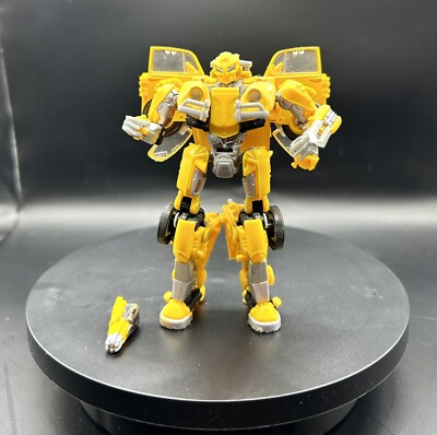 Hasbro Transformers Studio Series 18 Deluxe Bumblebee Action Figure ...
