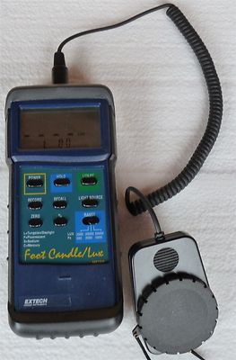 Light & Lux Meters - Extech Foot Candles Lux