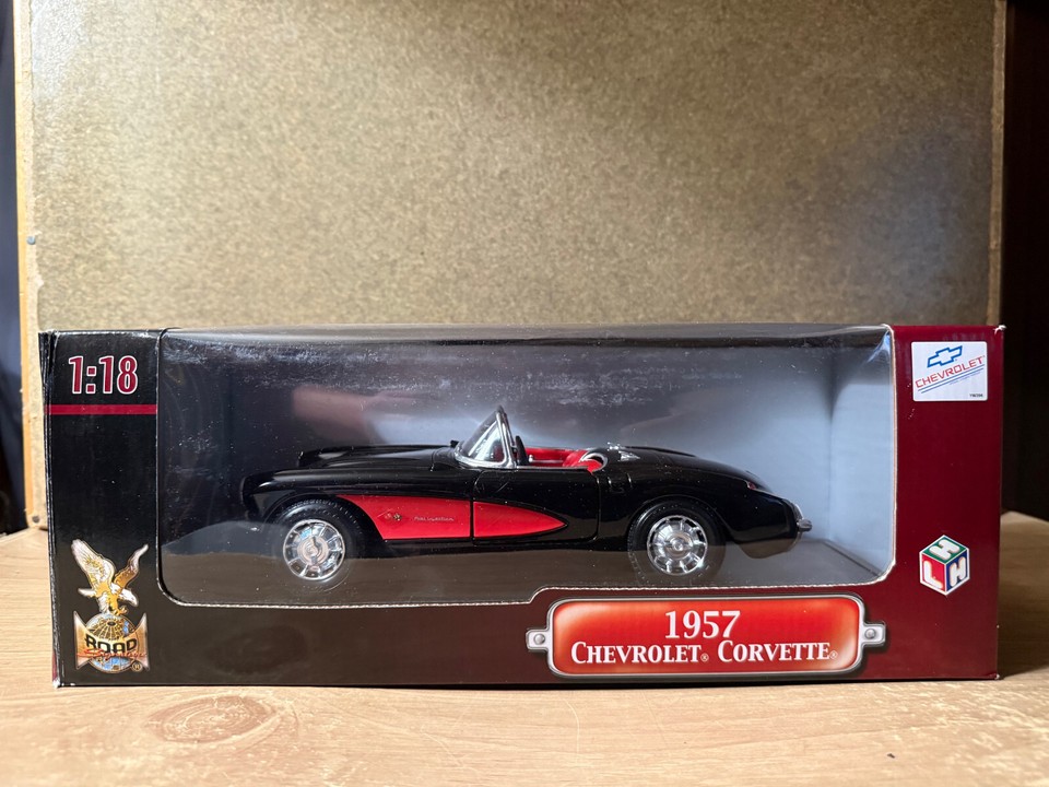 Road Signature 1957 Chevrolet Corvette Black Red Diecast 1:18 | eBay