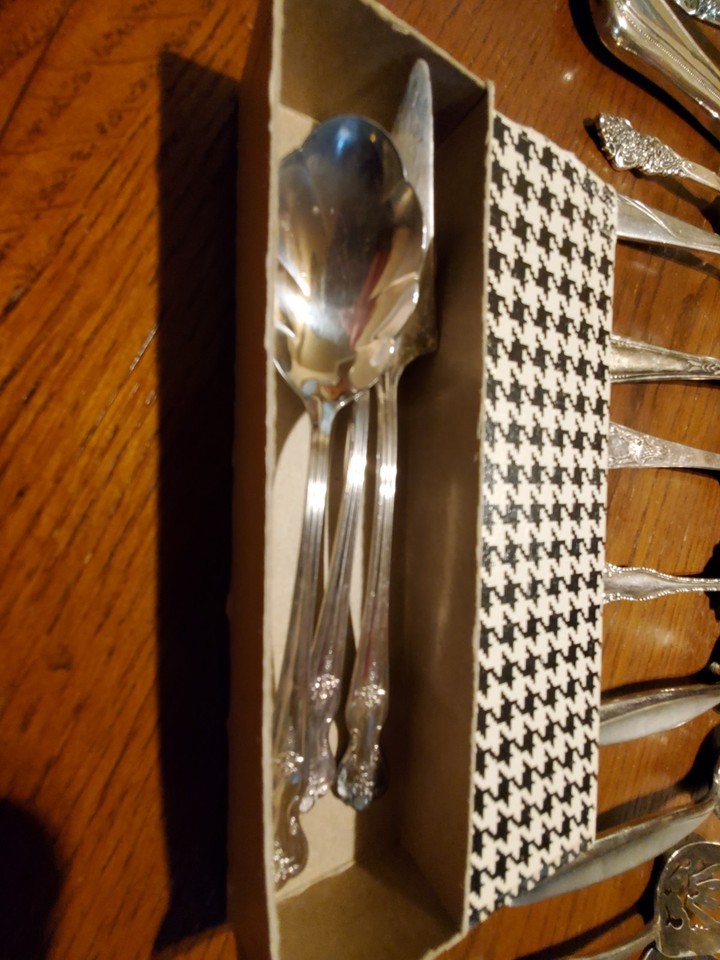 Antique to Mod Serving ware / Flatware 16 pc Lot Silver plate ...