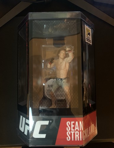SDCC 2025 UCC Distributing Mcfarlane Toys UFC Sean Strickland 7 Figure ...