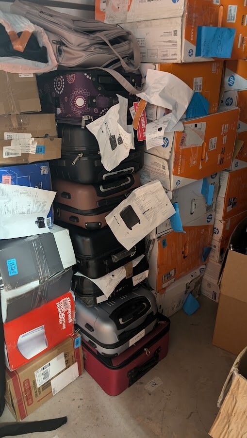 Amazon Liquidation Wholesale Overstock Returns Merchandise 600 Mixed ...