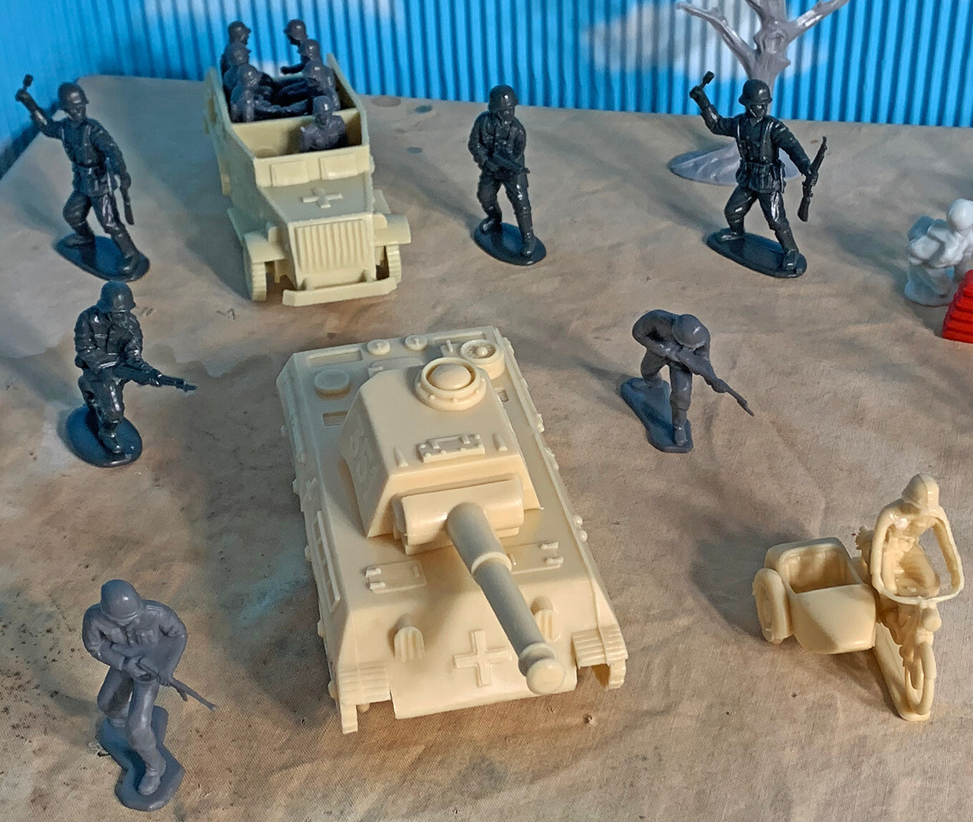 WWII Marx recast Battleground Playset - 54mm Plastic Toy Soldiers | eBay