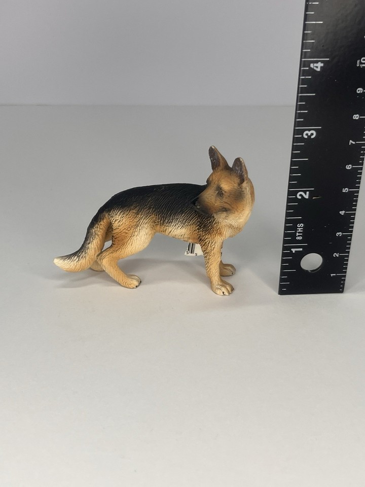 Schleich 2007 German Shepherd Adult Dog Figure D-73527 Retired w/ Tag ...