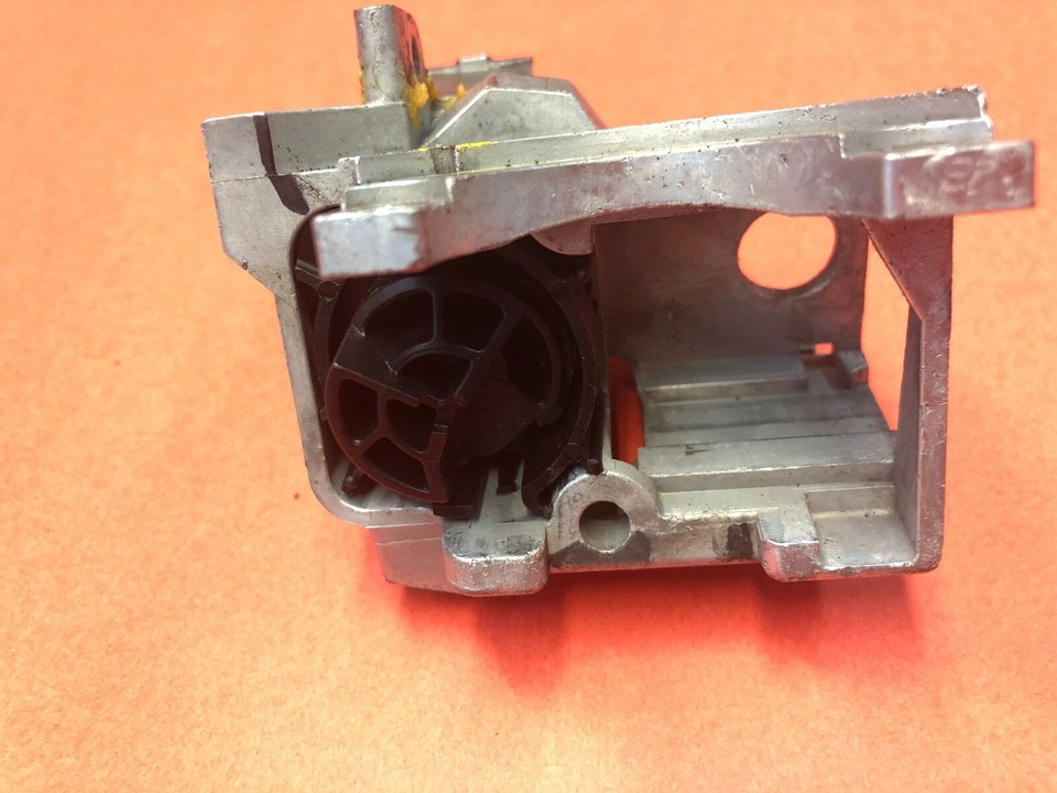 2000-2006 CHEVY GMC SILVERADO SIERRA TAHOE IGNITION LOCK HOUSING OEM ...