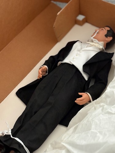 Gone With The Wind- Rhett Butler Porcelain Doll- 21 “World Doll ...