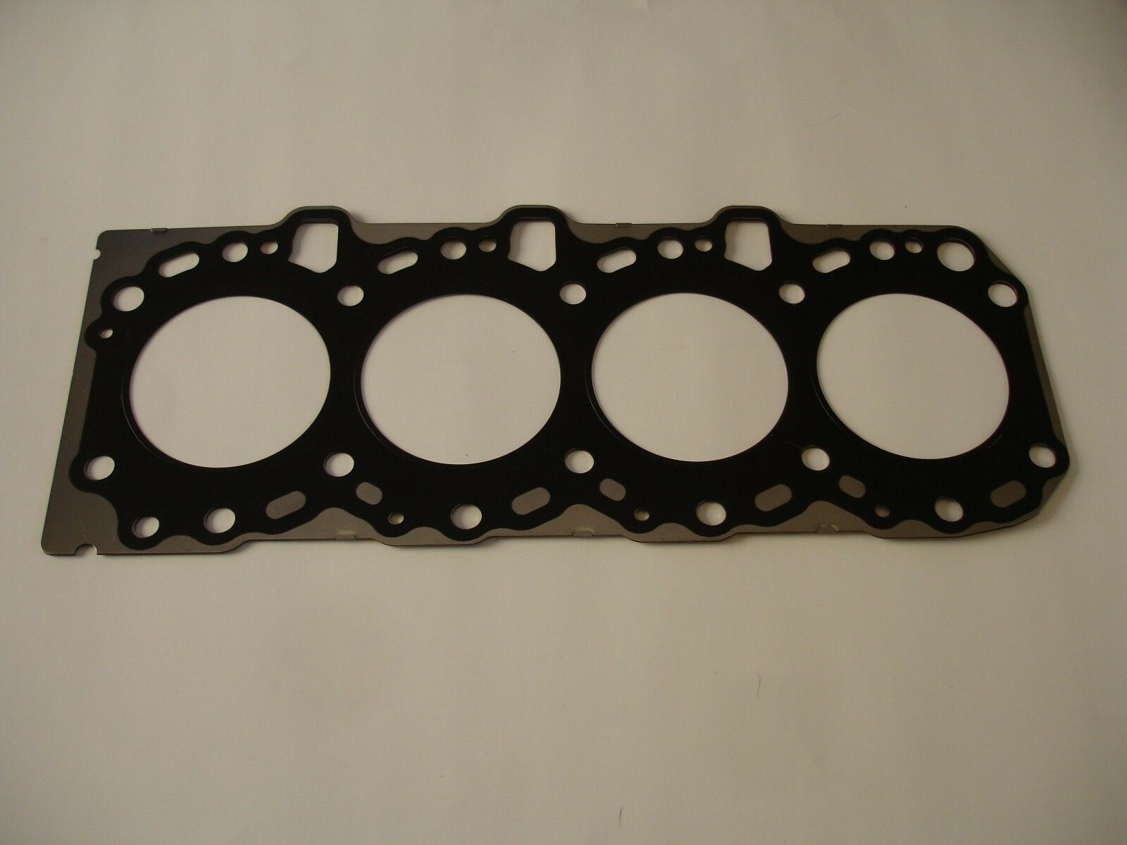 Toyota OEM 2KD FTV Engine Overhaul Gasket Kit 04111-0L080 04111-0L081 ...