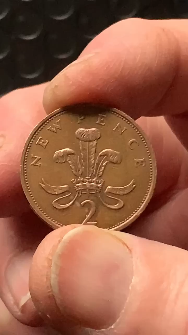 The Extremely Rare British 1983 " 2p New Pence” ERROR/ Mule Coin | eBay UK