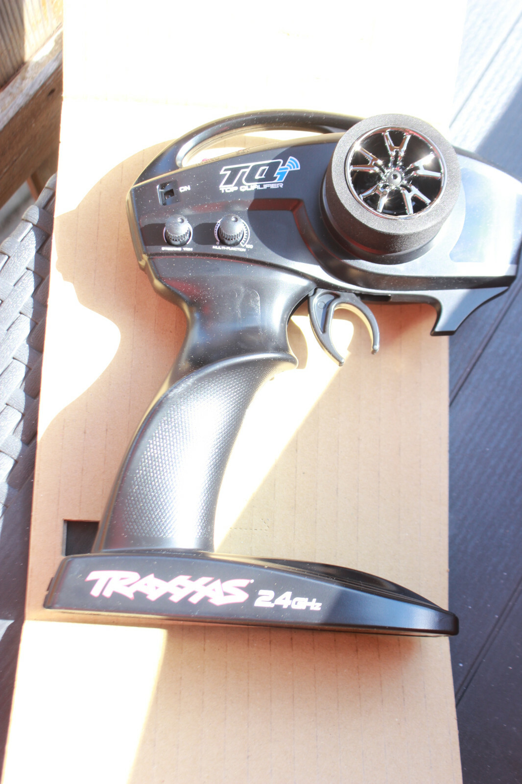 Traxxas 77086-4 rot X-Maxx 8S Brushless 1:7 4WD TQi Wireless Stabi ...