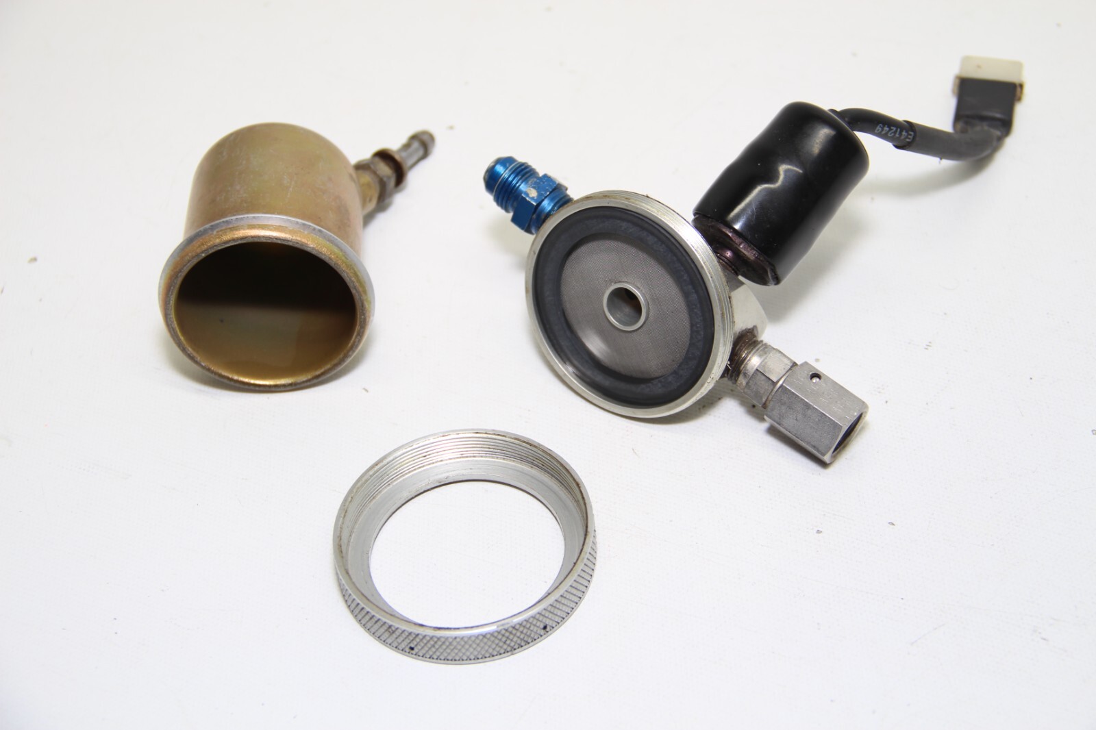 Robinson R44 Fuel Gascolator Assembly & Vacuum Switch, P/N: D745-1 ...