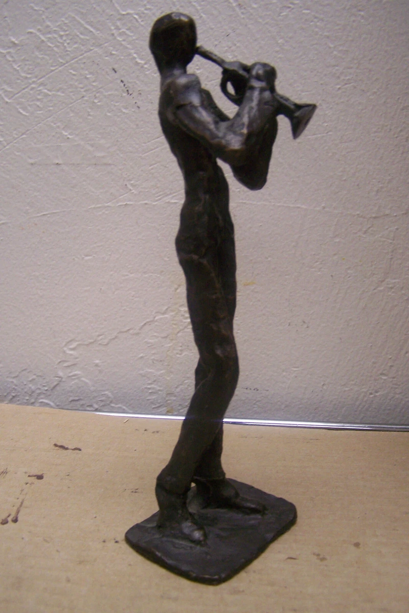 Trumpet Sculpture