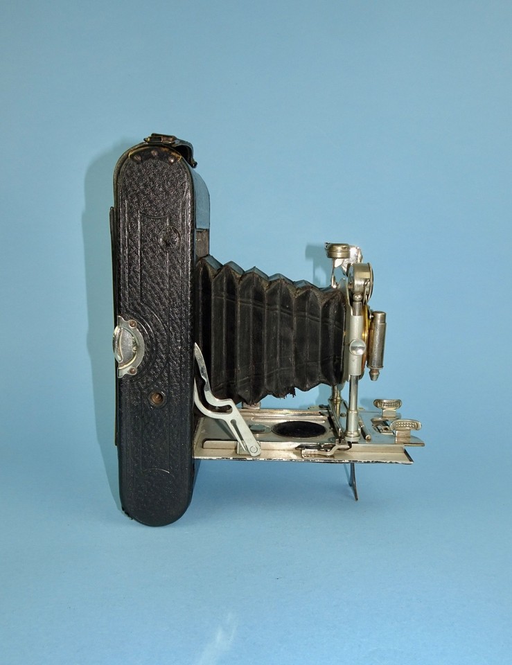 Large Pre-WW1 W Butcher & Sons Carbine No 3b folding roll film and ...