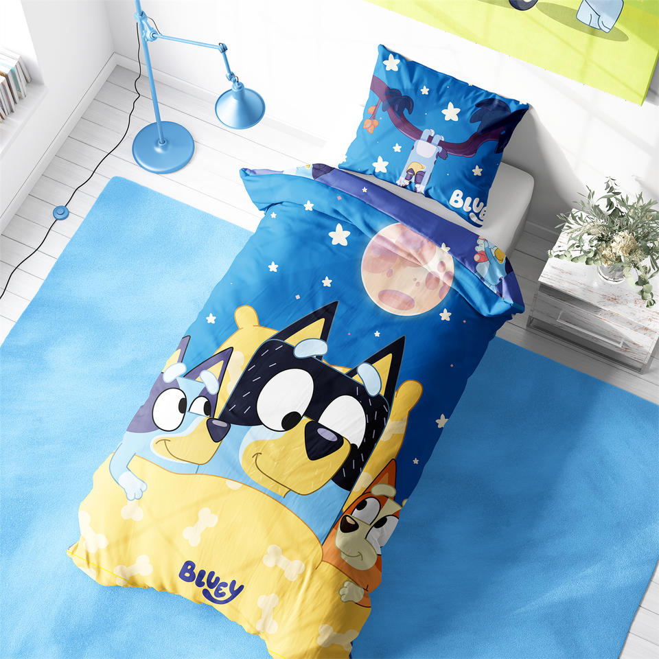 BLUEY 'NIGHT' Junior Panel Duvet Set Featuring Bluey Under the Stars ...