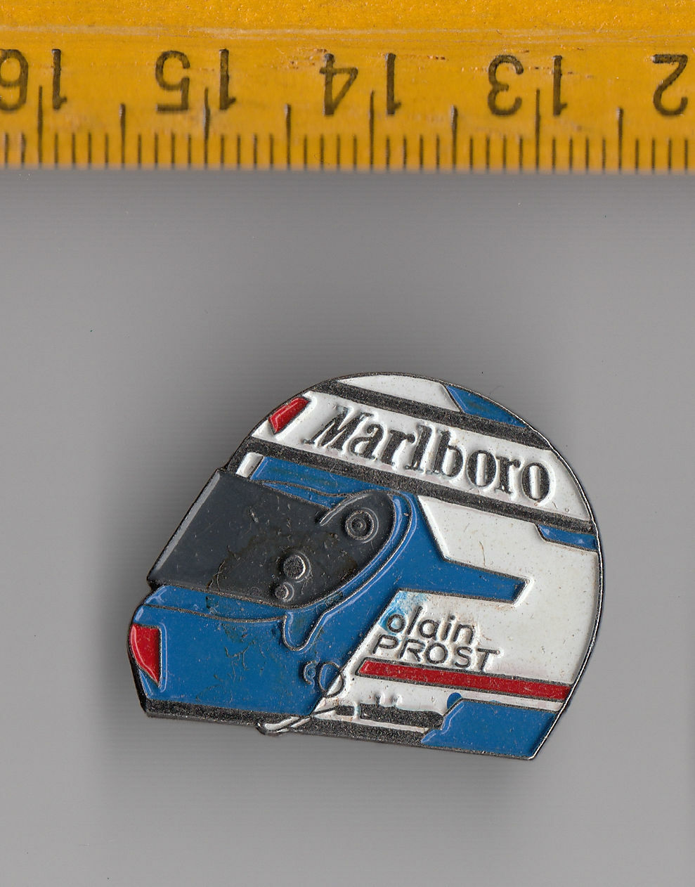 FORMULA ONE 1 pin badges Helmet Car Racing | eBay