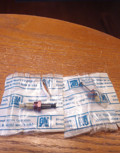 1970 1971 1972 GTO TRANS AM 442 CUTLASS CHEVELLE NOS SEAT BACK LOCK ...