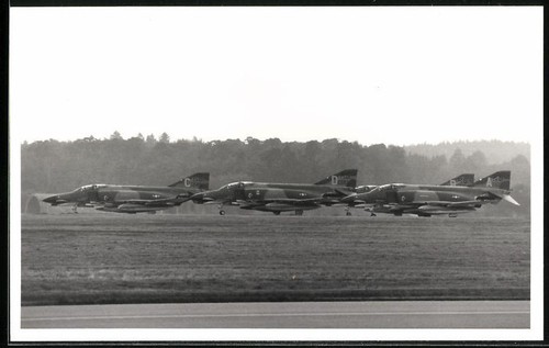 Photographie Avion Mcdonnell Douglas F-4 Phantom II Sharkmouth, USAF ...