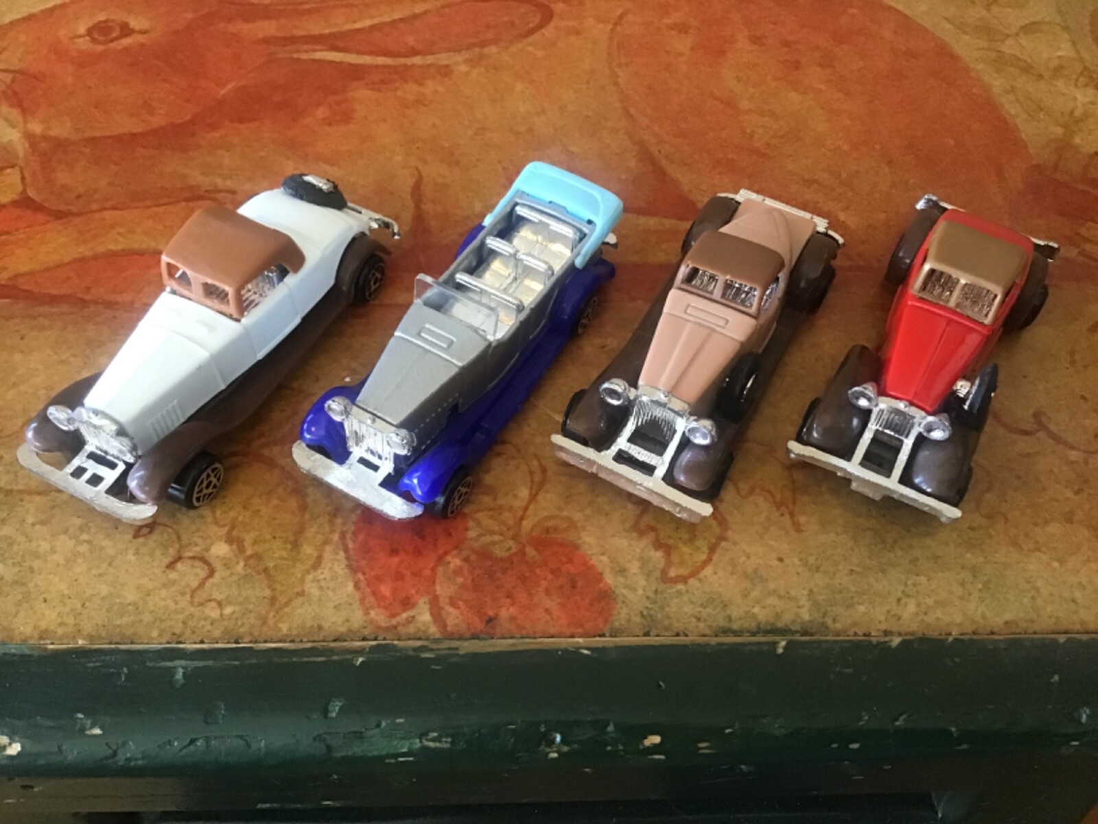 VINTAGE 1970’s SUMMER LOT of 4 ANTIQUE DIE CAST TOY CARS S694 S695 S696 ...