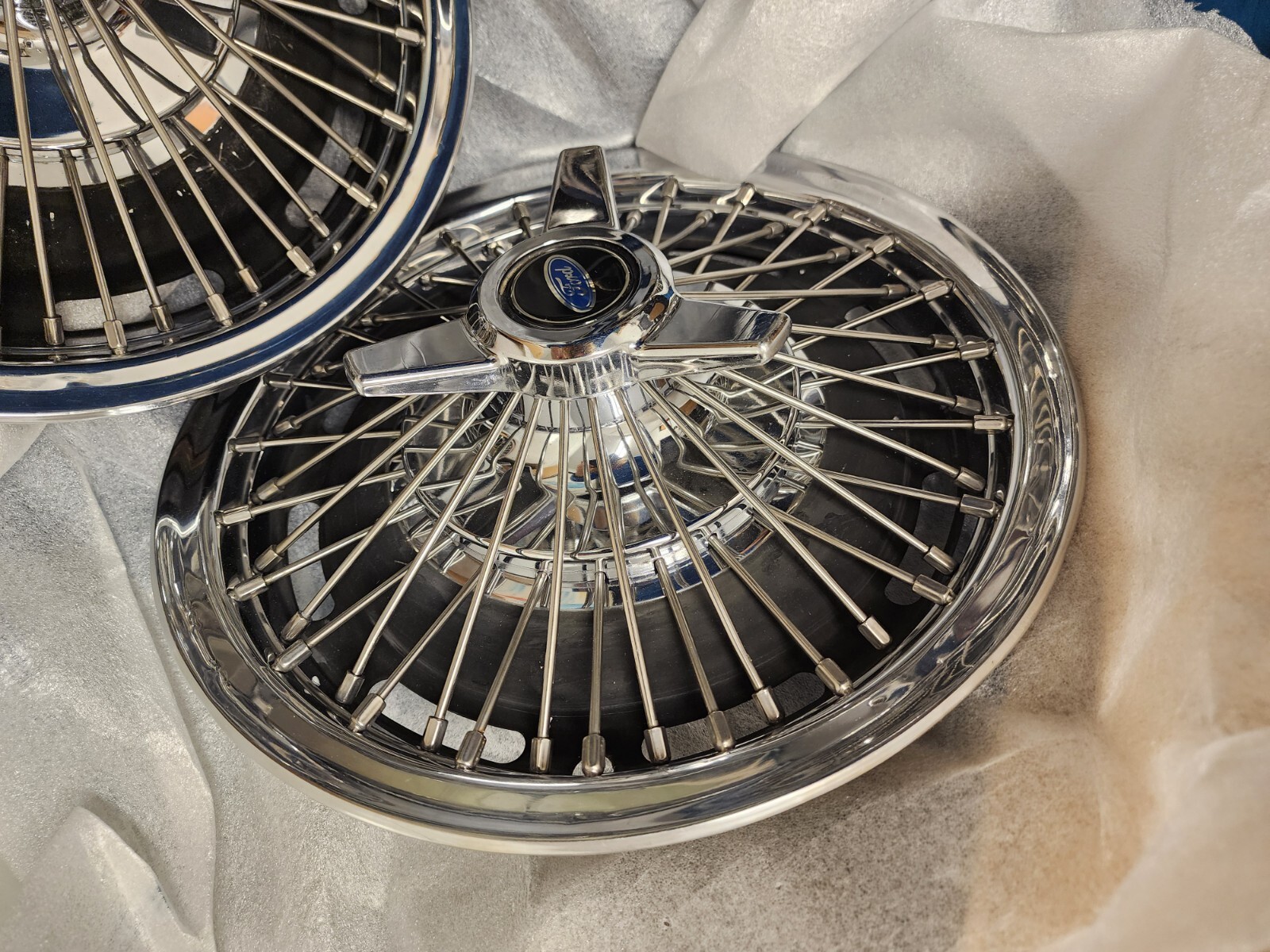 1966 Chevrolet 14" Wire Hubcaps Impala Chevelle Nova 1965 1966 SS Wheel ...