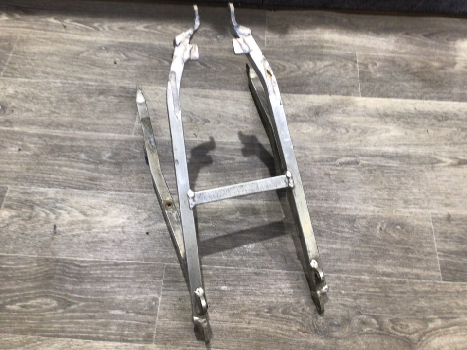 HONDA CR 125 SUBFRAME / SUB FRAME ( MXR ) | eBay