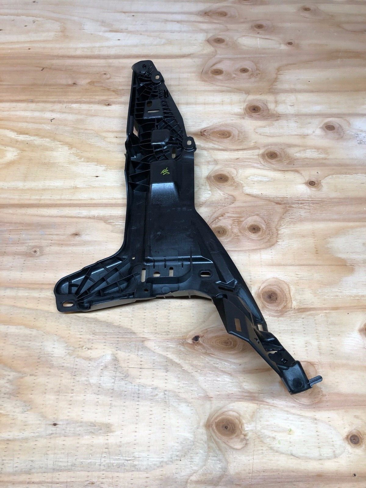 TESLA MODEL S REAR RIGHT SIDE BRACKET SUPPORT TRIM HOLDER OEM 1009273 ...