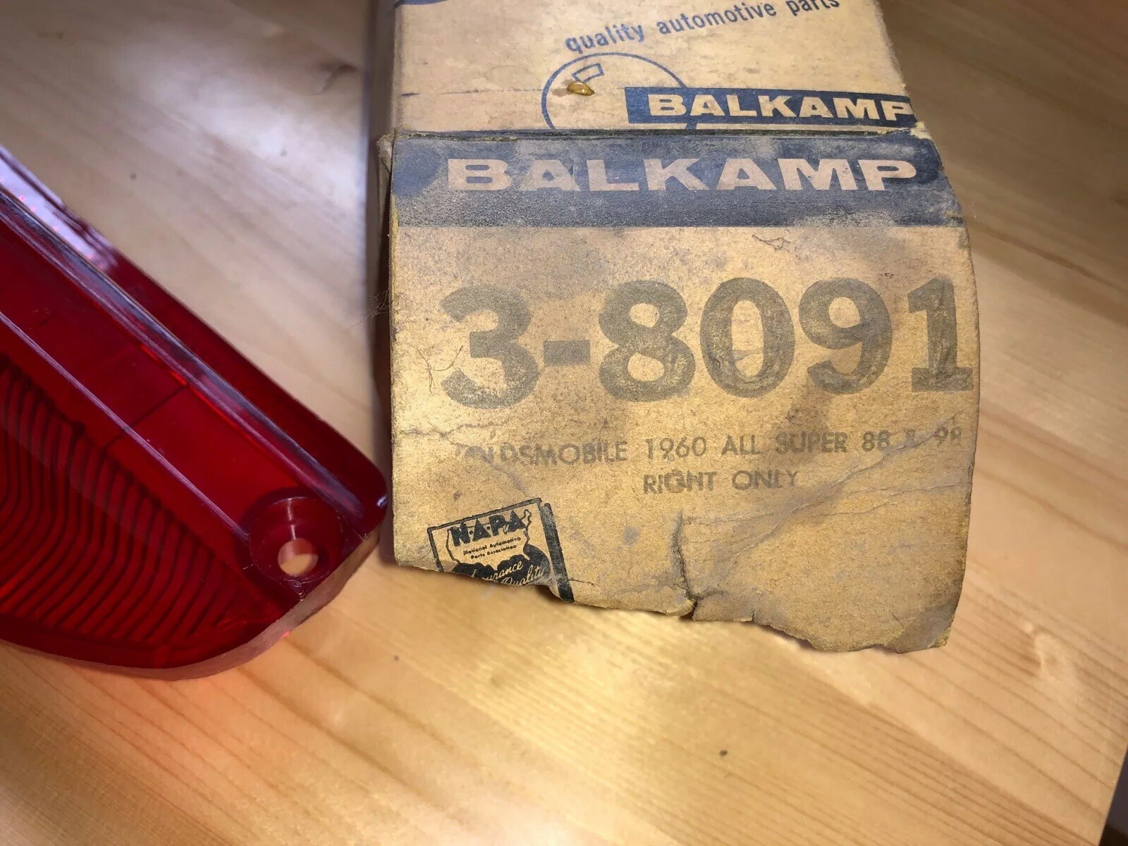 Oldsmobile Super 88 98 Right Tail Lens Balkamp NOS Glo-Brite 3-8091 TMC ...
