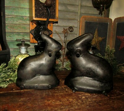 Primitives - Cake Mold