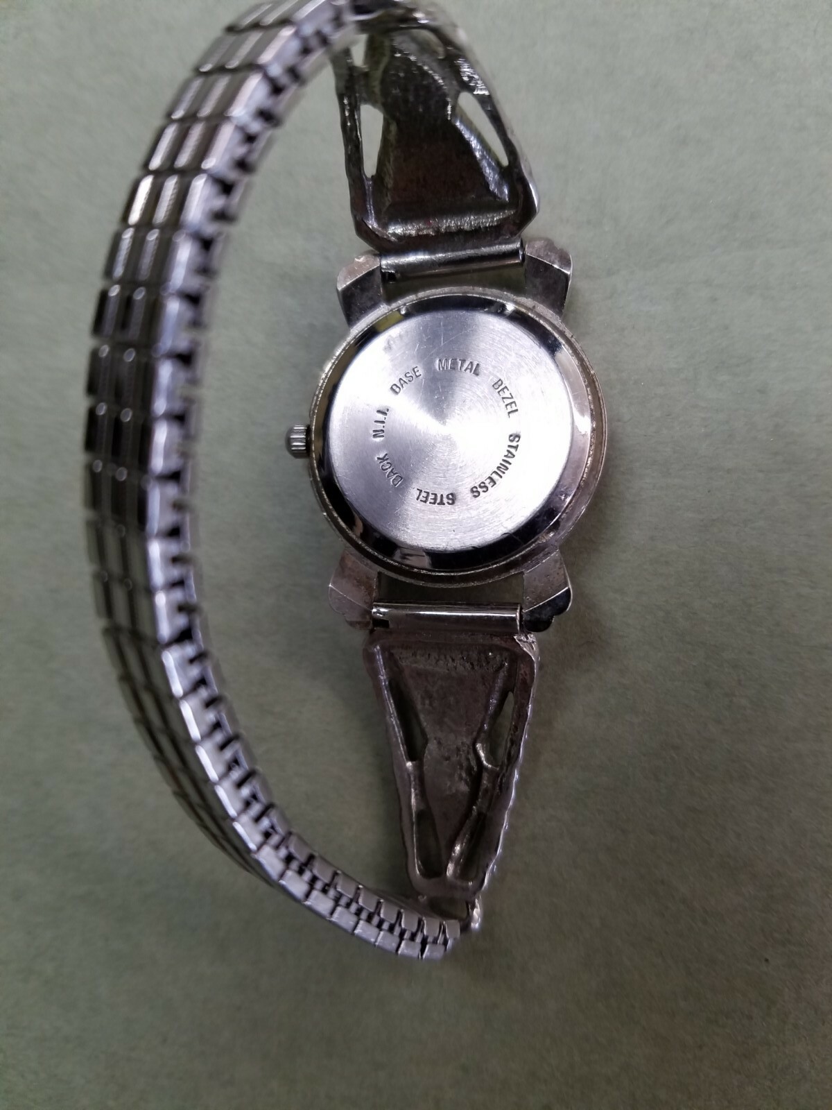 Collezio Silvertone Flex Band Ladies Watch. | eBay