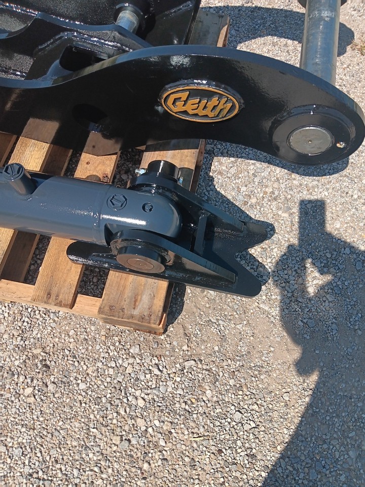New Geith Excavator Pin On Hydraulic Thumb, 80mm For 180-250 Size ...