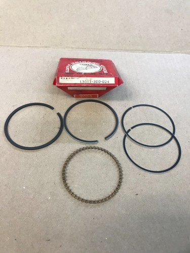 Piston Ring Set Standard 13011-300-024 - Honda CB750 1969-1976 Original ...