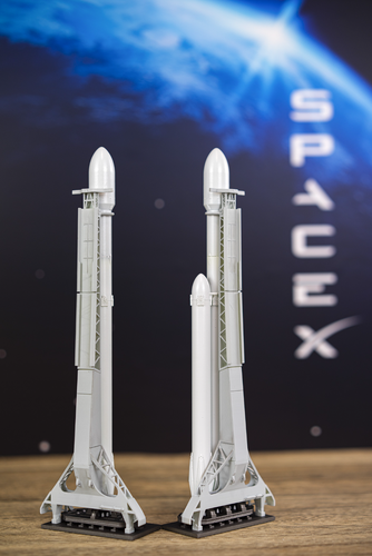 1:300 Scale SpaceX Falcon9 Falcon Heavy with KSC-39A Painted Rocket ...