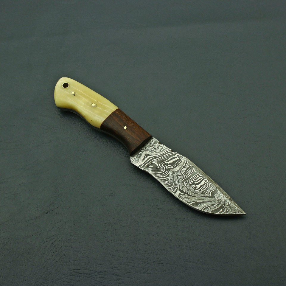 Custom Made Damascus Hunting Knife - Hand Forged Damascus Steel Sharp ...