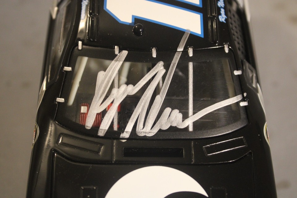2006 Ryan Newman Alltel Special 1/24 Team Caliber NASCAR Diecast ...