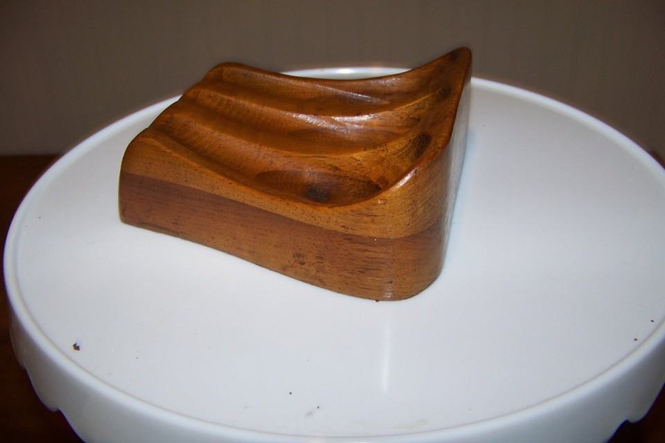 Vintage Tobacco Smoking Pipe Holder Stand For 3 Pipes Lovely Wood Grain ...
