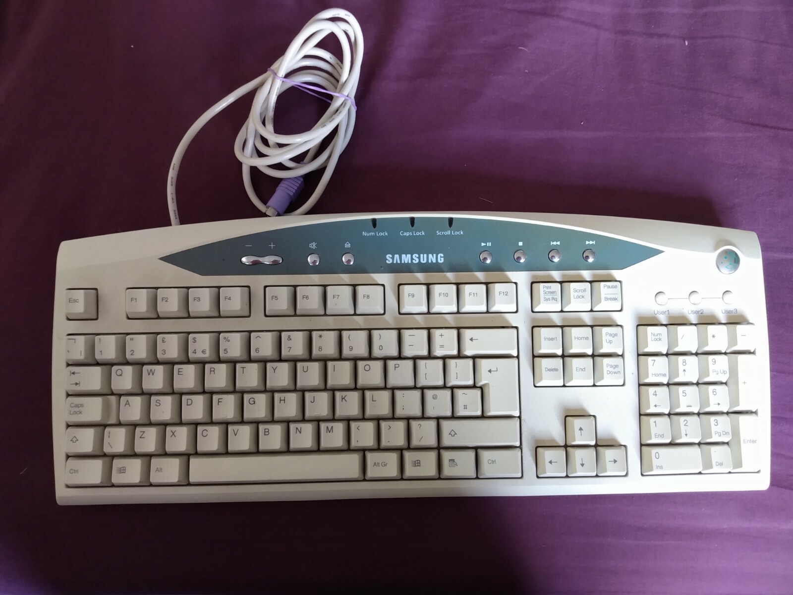 Vintage Samsung computer keyboard PS/2 plug - Model SDM4510P - VGC ...