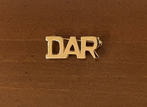 Daughters of the American Revolution Classic Initial Letter Logo Pin ...