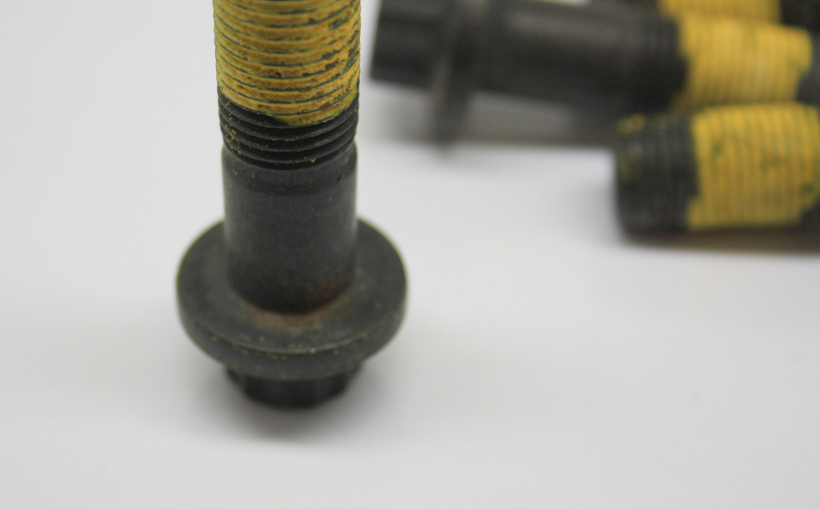 Meritor Flange Scew x4, Part Number CSC82052, Freightliner CS C8 20 52 ...